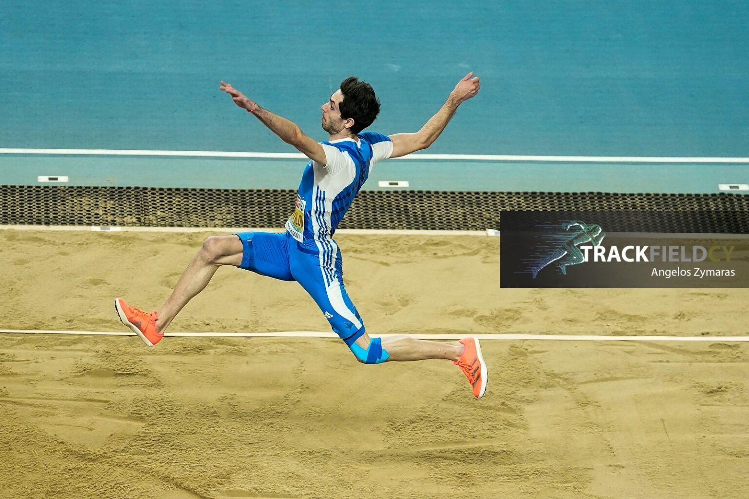 ΣΤΗ ΠΟΛΗ ΤΟΥ ΦΩΤΟΣ Ο ΤΕΝΤΟΓΛΟΥ - Trackfieldcy
