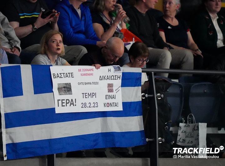 ΔΙΠΛΑ ΣΤΑ ΘΥΜΑΤΑ ΤΩΝ ΤΕΜΠΩΝ Η ΕΛΛΗΝΙΚΗ ΚΕΡΚΙΔΑ ΣΤΗΝ ΓΛΑΣΚΩΒΗ - Trackfieldcy