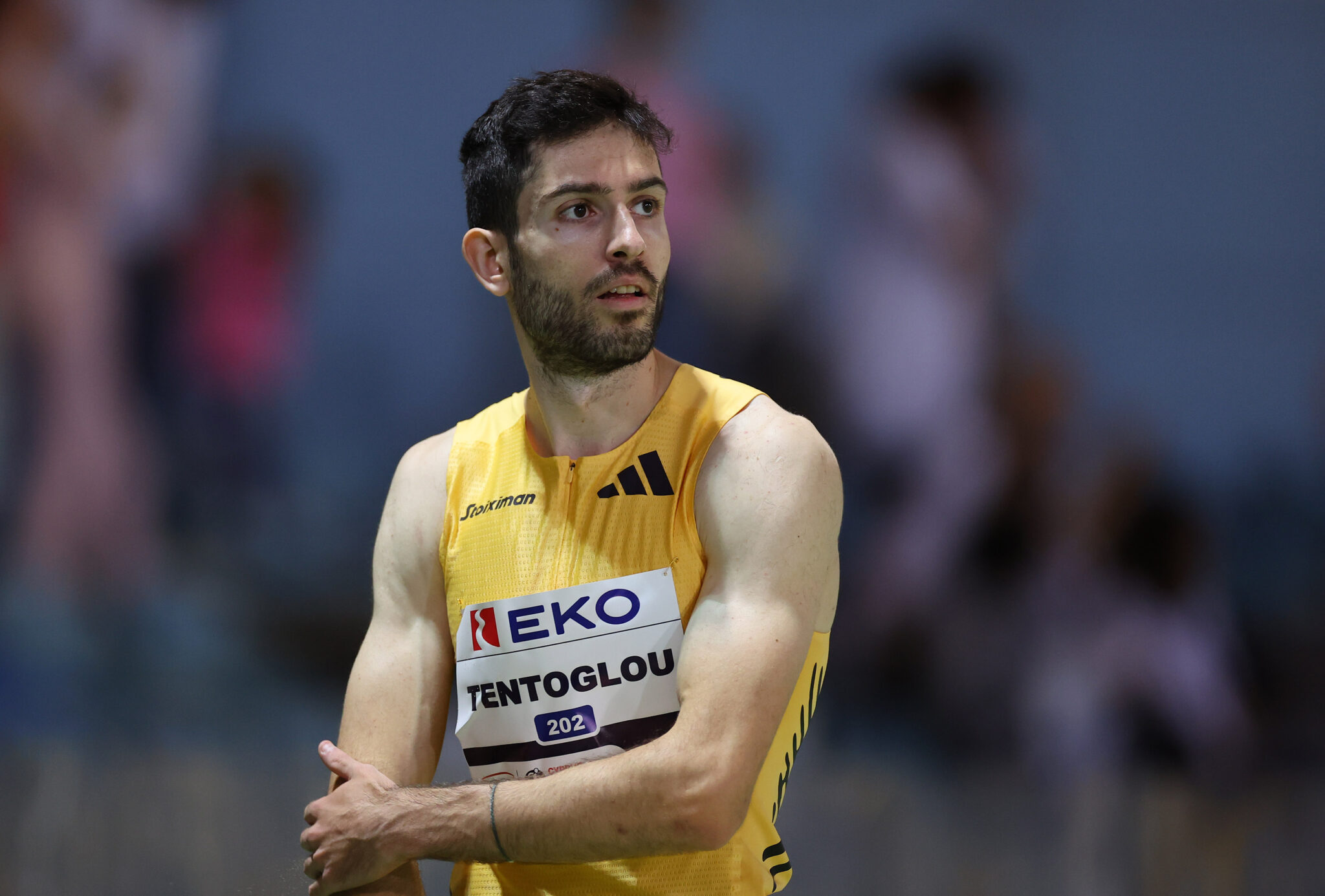 PIRAEUS STREET LONG JUMP: ΝΙΚΗΤΗΣ «ΣΤΟ ΡΕΛΑΝΤΙ» Ο ΤΕΝΤΟΓΛΟΥ - Trackfieldcy